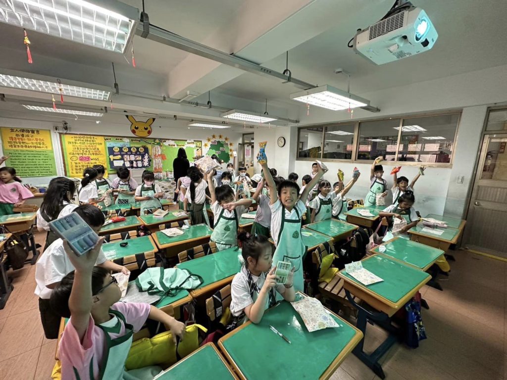 The Turning Point in Taipei Lih-Jen Private elementary School - The ...